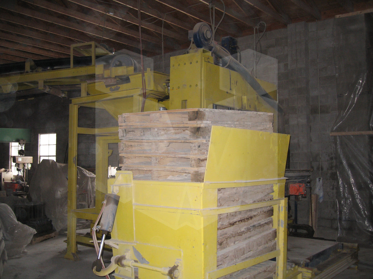 Hess HP-1 Paver Machine