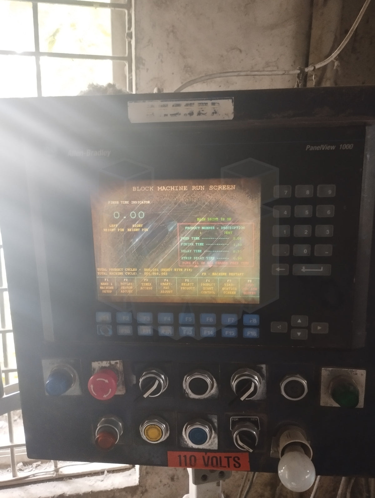 Besser V3-12 block machine