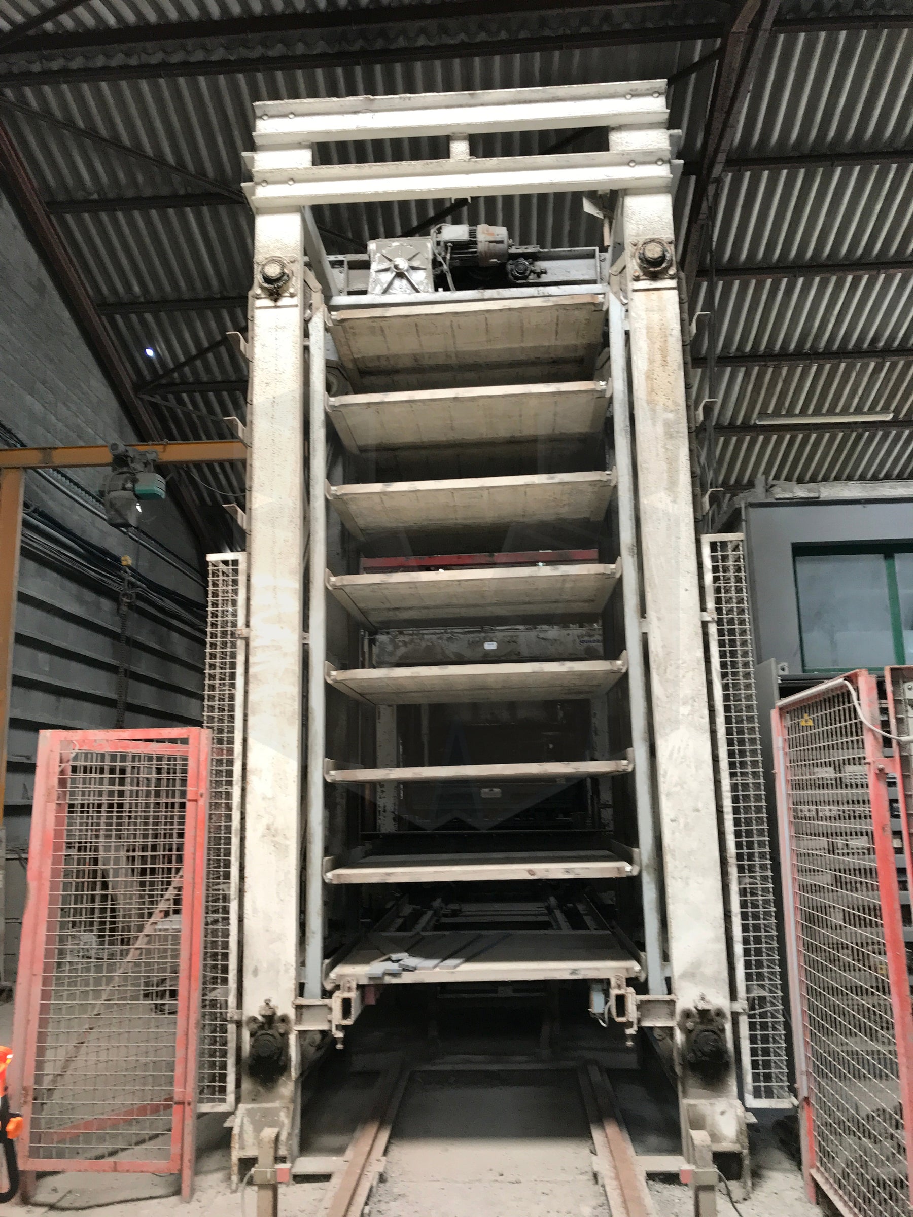 Quadra 5 block machine