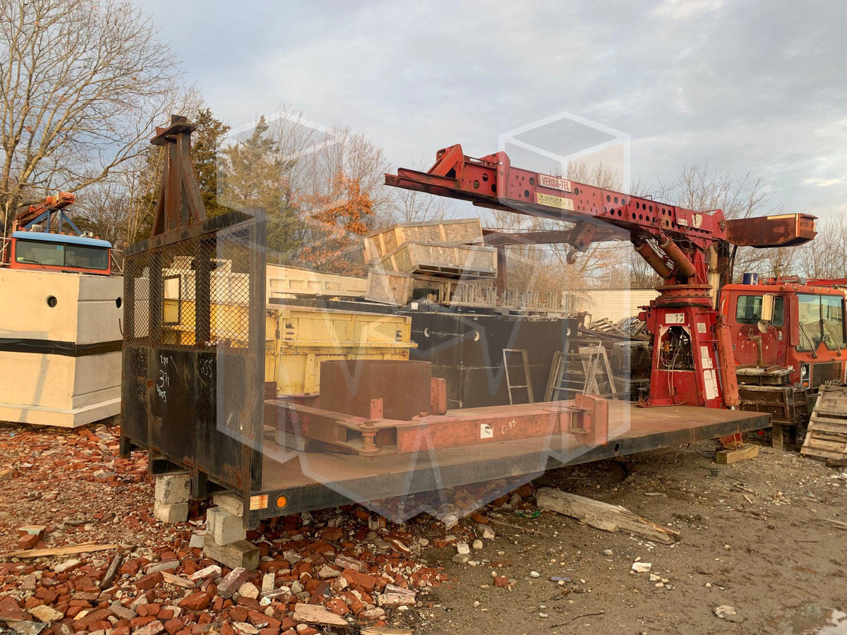 Boom and Pipe Unloaders